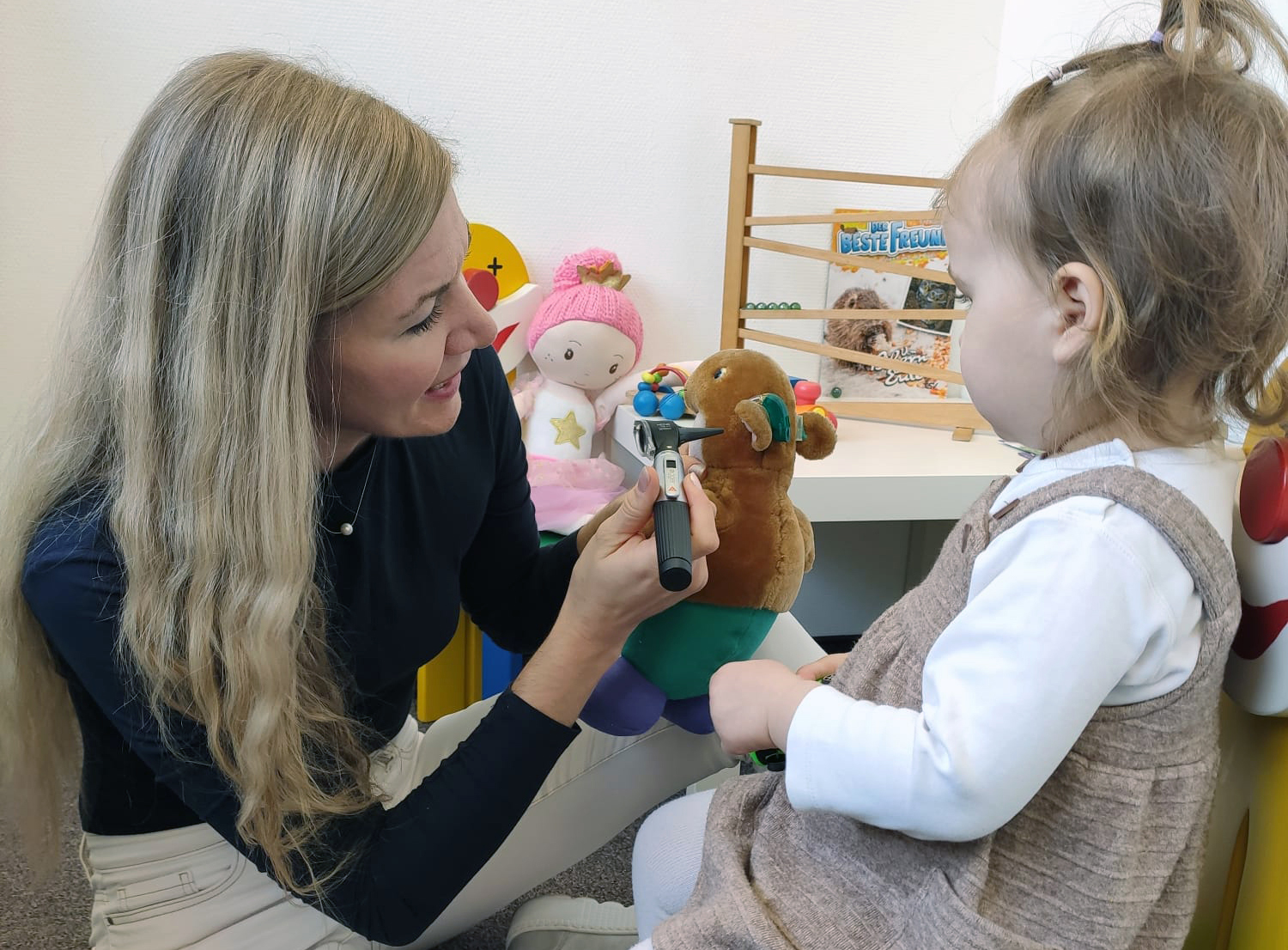 „Ich krabble auch mal auf dem Boden“ - Hörgeräte LANGER